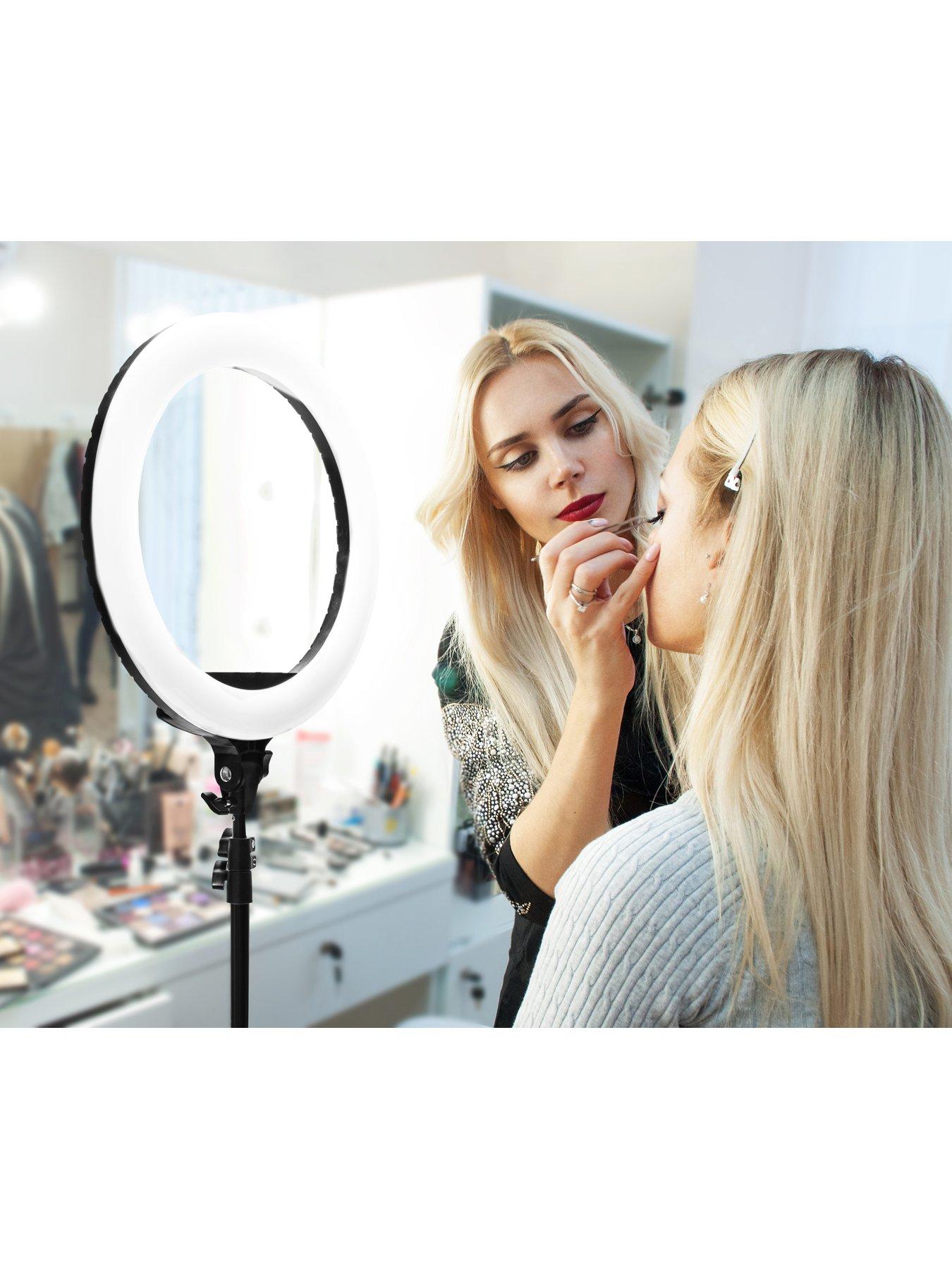 Portable Light For Makeup Artist | Saubhaya Makeup
