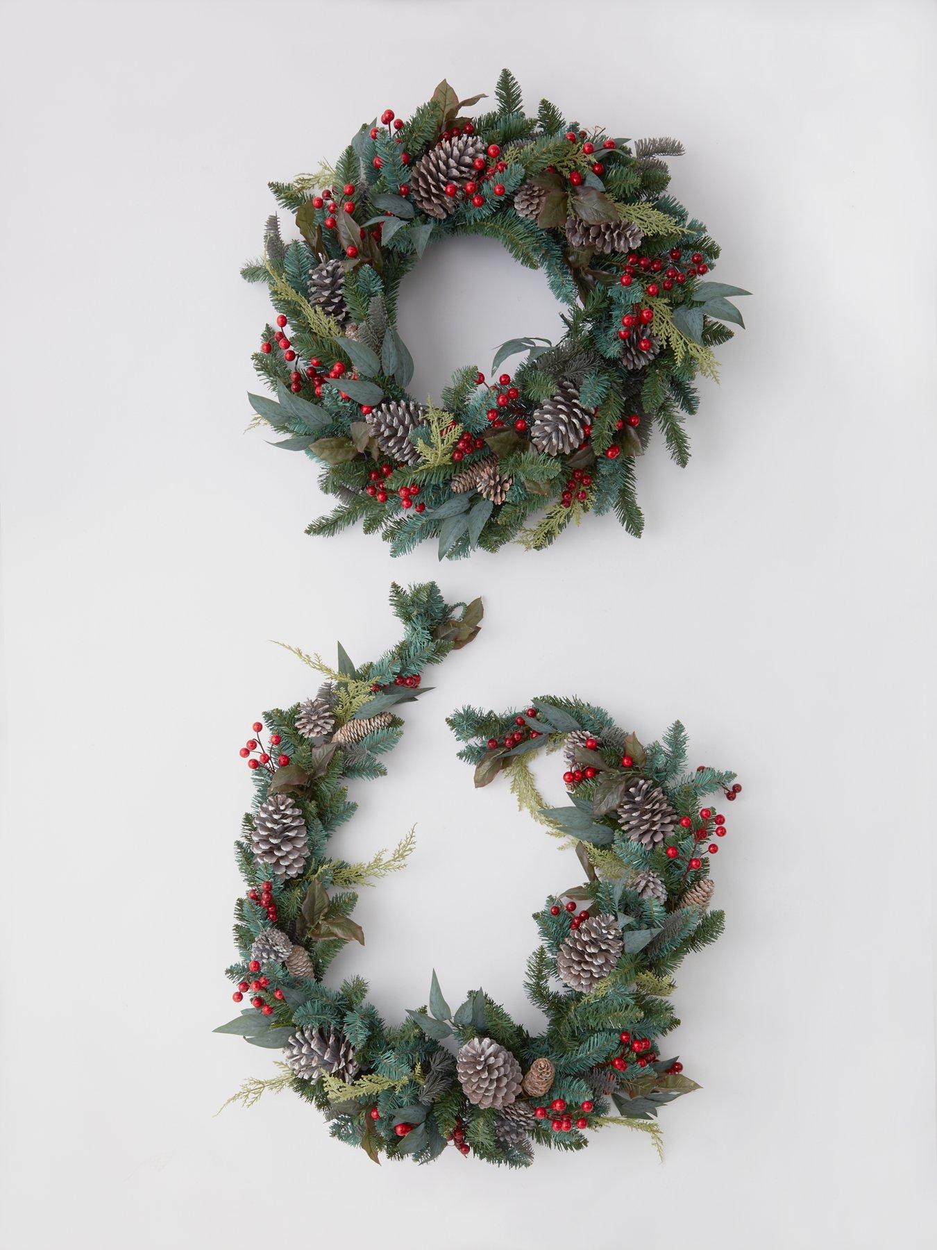 Very Home Pre-lit Red Berry Christmas Wreath - 80 cm | Very Ireland